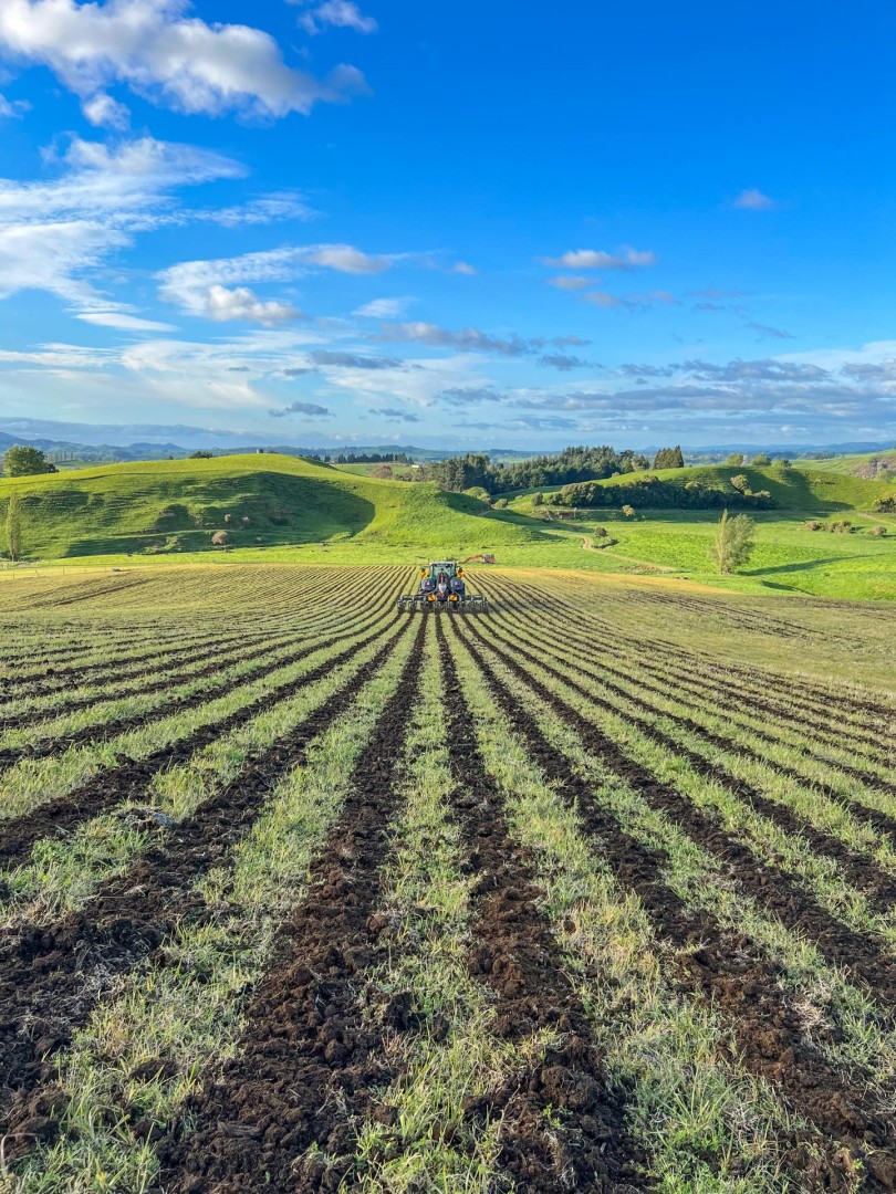 Maize Planting & Strip Till/Spray | Finch Contracting