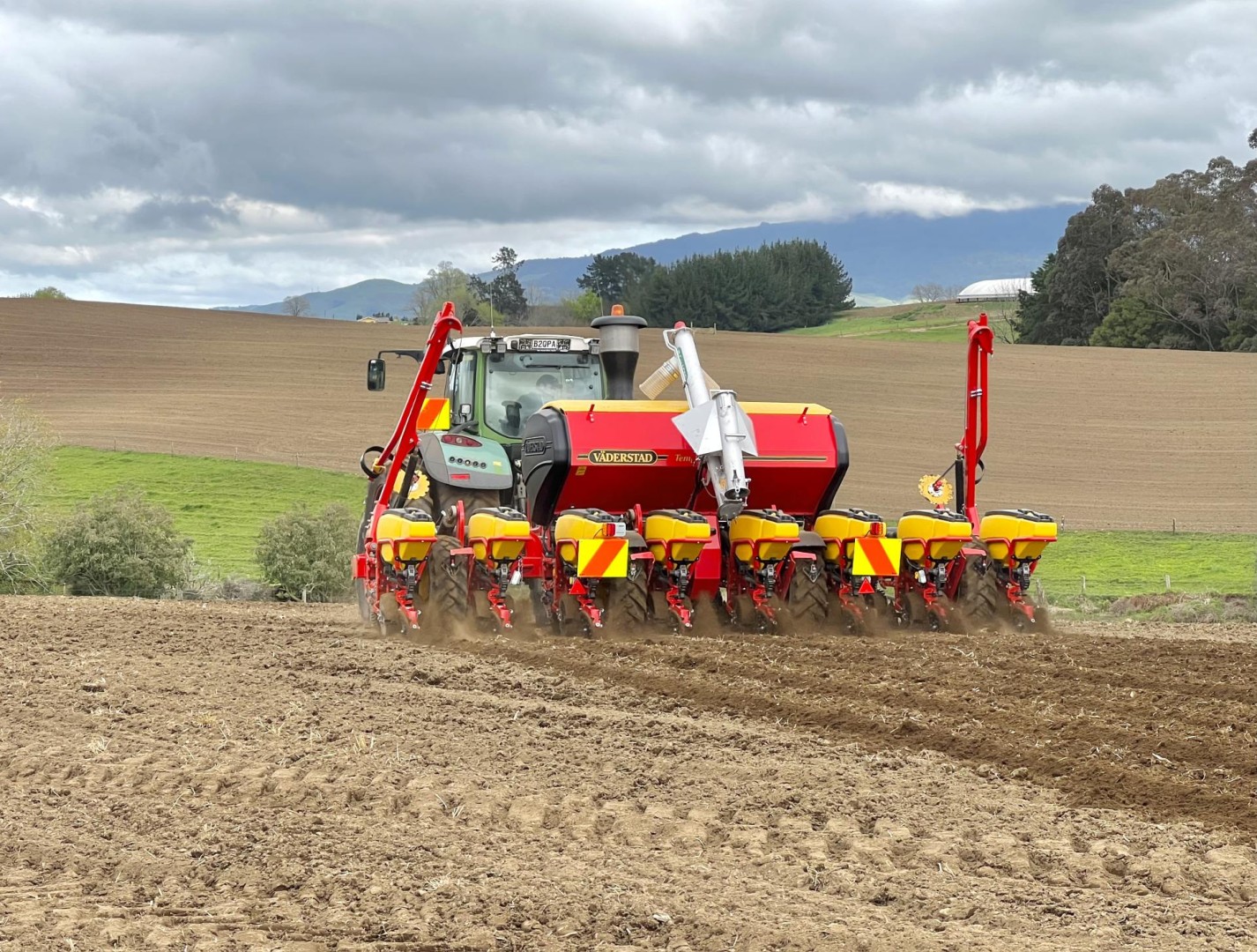 Maize Planting & Strip Till/Spray | Finch Contracting